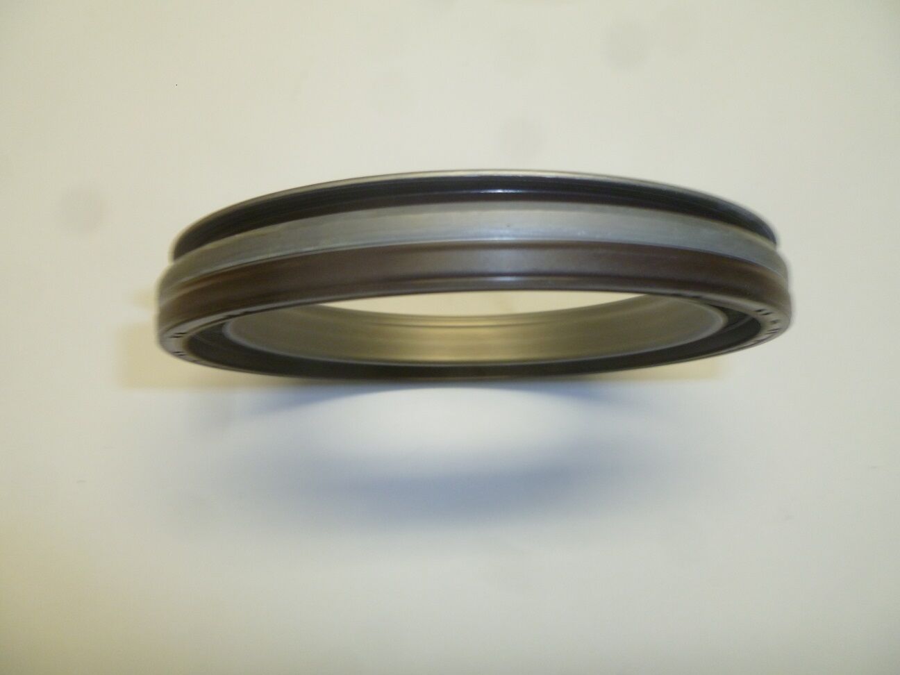 Сальник (85х100х12,5) вала коленчатого передний P126TI/Oil seal front ...